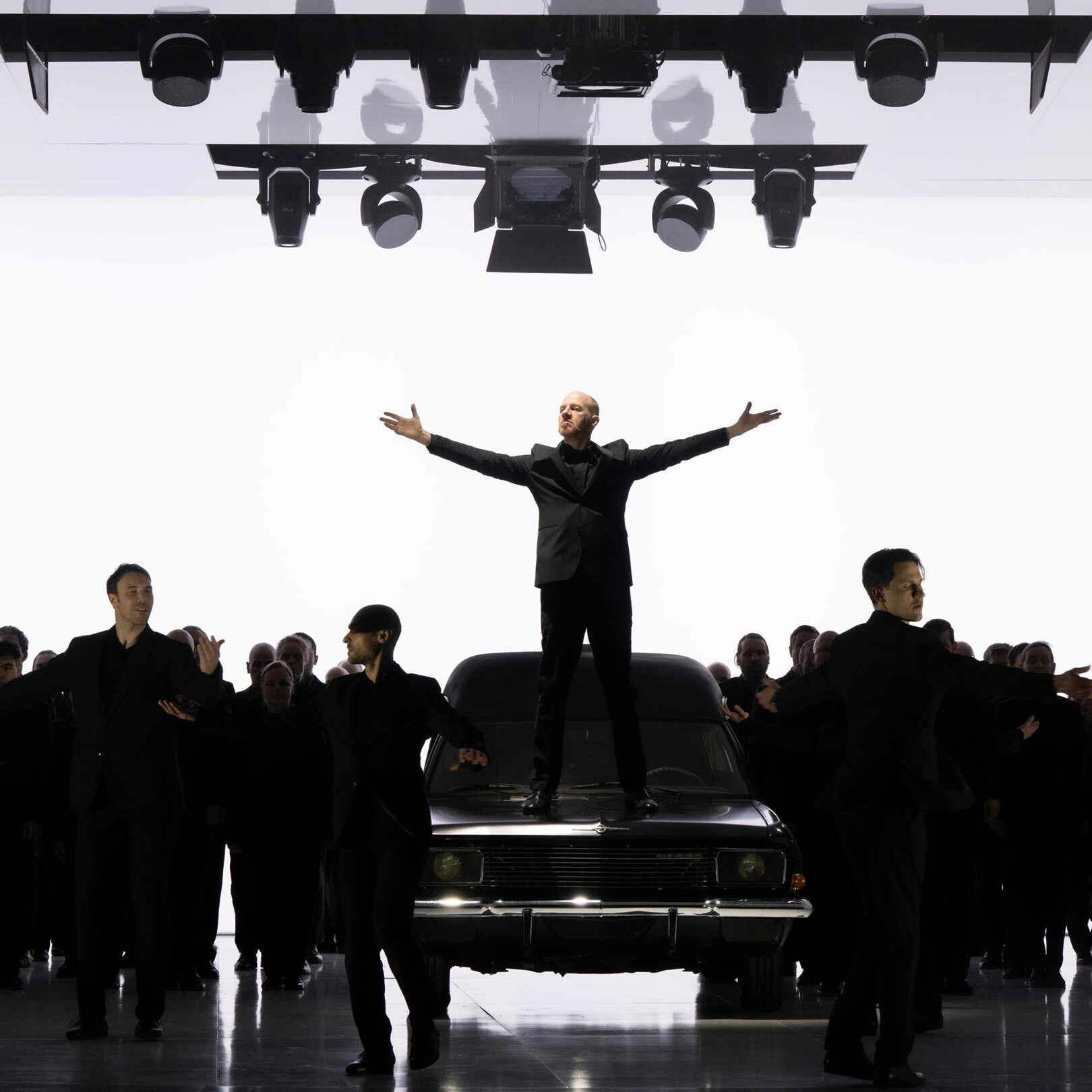 Echnaton (Akhnaten) | Komische Oper Berlin